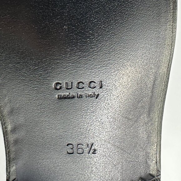 Gucci | Shoes | Gucci Cara Signature Letters Logo Leather Loafers Flat ...